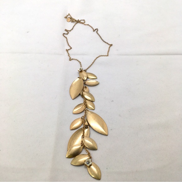 LOFT | Jewelry | Loft Gold Dangly Leaf Necklace With Tiny White Floral ...